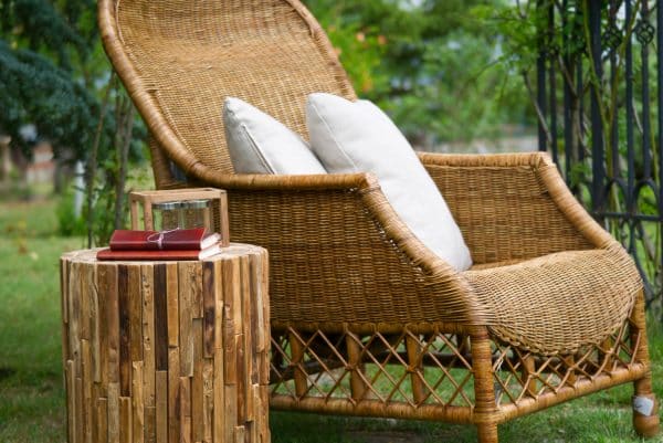 Outdoor Chair Comfort Tips for Long Patio Lounging